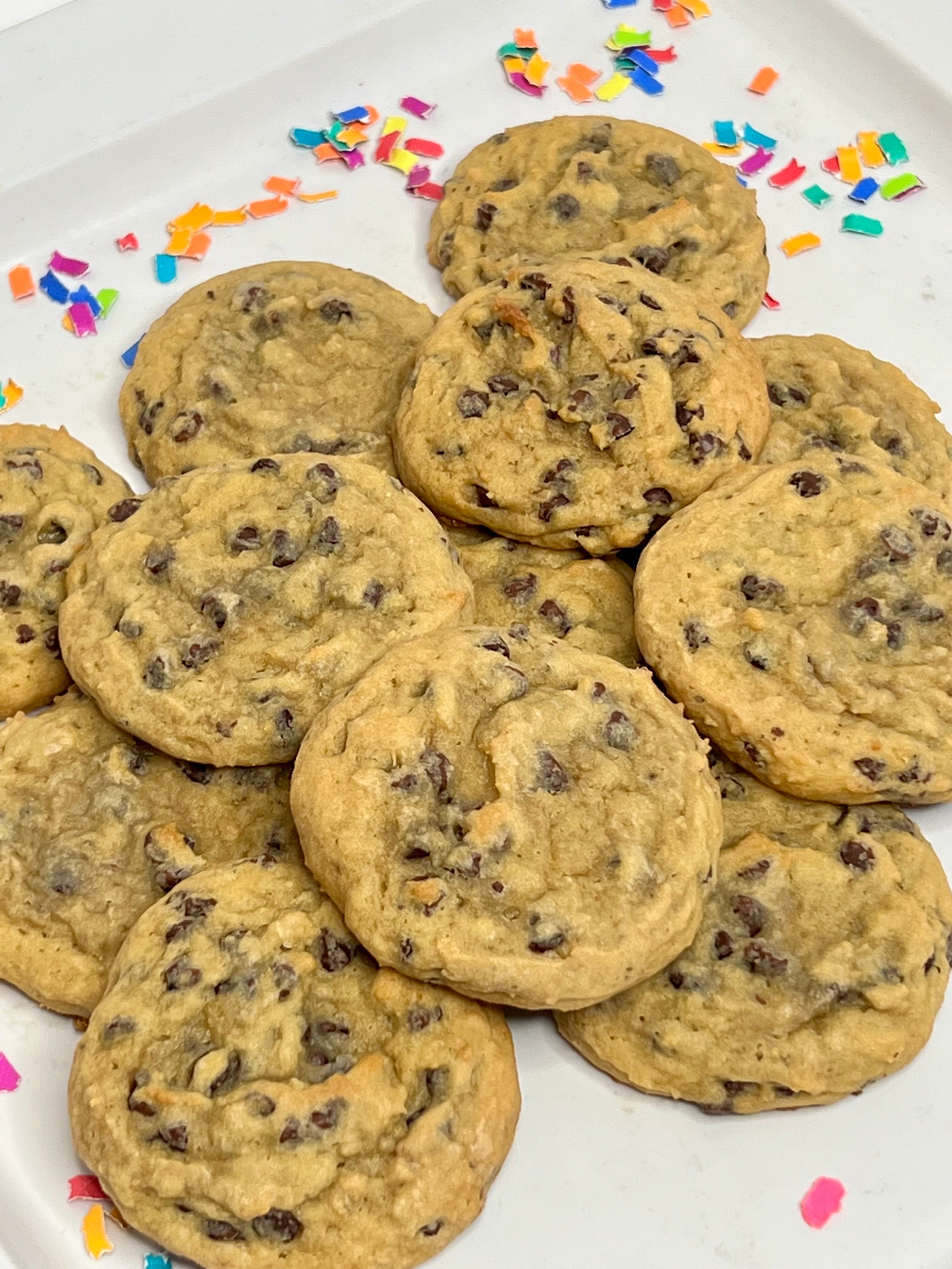 Chocolate Chip Cookie Bucket | Bites & Blessings 115 S. Fruitridge Ave ...